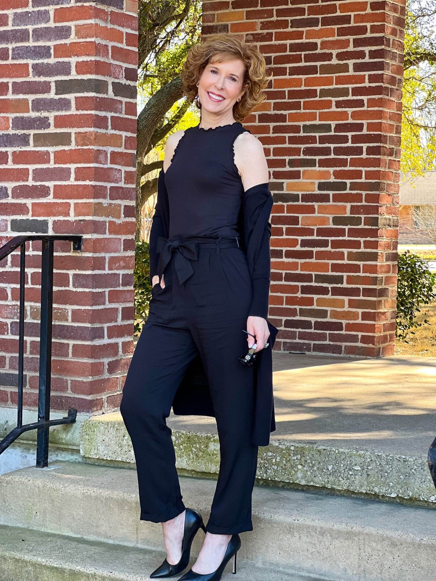 How to Find the Best Spring Tops for Your Face & Body Shape